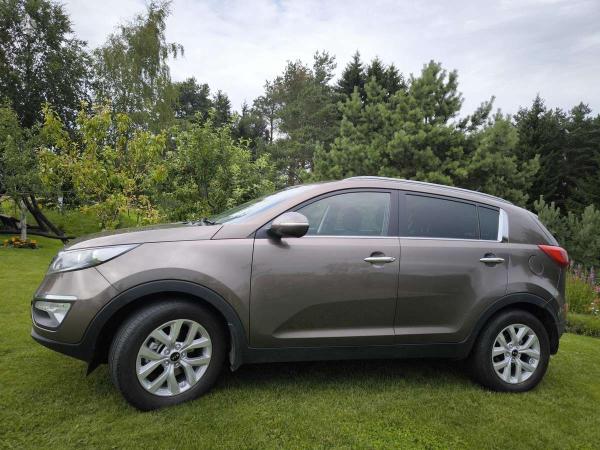 Коричневый Киа Sportage 2014 в Мажейкяй, объемом двигателя 1.69 л и пробегом 193 тыс. км за 7900 €, фото 3 на AUTOMOTO.COM.LV