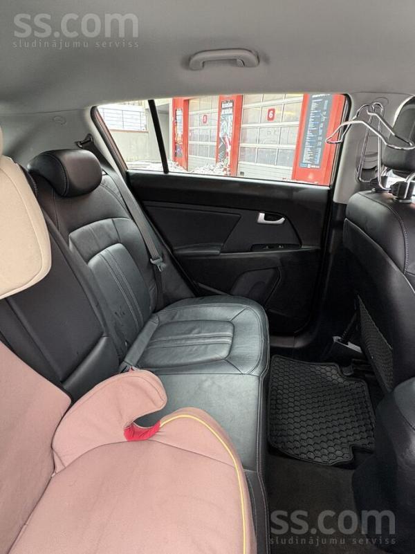 Brūns Kia Sportage 2015 Rīga, ar dzinēja tilpumu 2.00 L un nobraukumu 0 tūkst. km par 9000 €, foto 10 vietnē AUTOMOTO.COM.LV