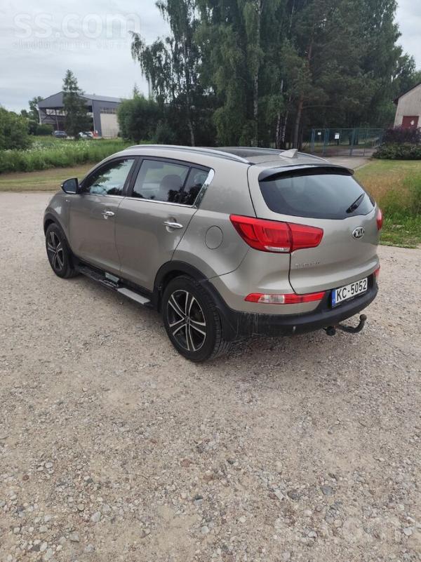 Коричневый Киа Sportage 2015 в Кулдига, объемом двигателя 2.00 л и пробегом 304 тыс. км за 4950 €, фото 4 на AUTOMOTO.COM.LV