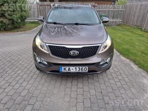 Коричневый Киа Sportage 2015 в Рига, объемом двигателя 1.70 л и пробегом 123 тыс. км за 9000 €, фото  на AUTOMOTO.COM.LV
