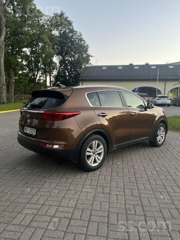Brūns Kia Sportage 2016 Valmiera, ar dzinēja tilpumu 1.60 L un nobraukumu 97 tūkst. km par 11990 €, foto 4 vietnē AUTOMOTO.COM.LV