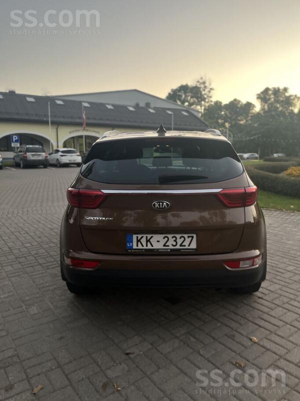 Brūns Kia Sportage 2016 Valmiera, ar dzinēja tilpumu 1.60 L un nobraukumu 97 tūkst. km par 11990 €, foto 5 vietnē AUTOMOTO.COM.LV