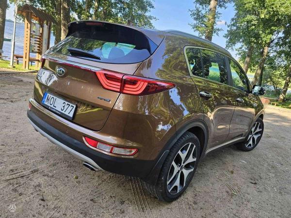 Brūns Kia Sportage 2016 Utena, ar dzinēja tilpumu 2.00 L un nobraukumu 183 tūkst. km par 11650 €, foto 2 vietnē AUTOMOTO.COM.LV