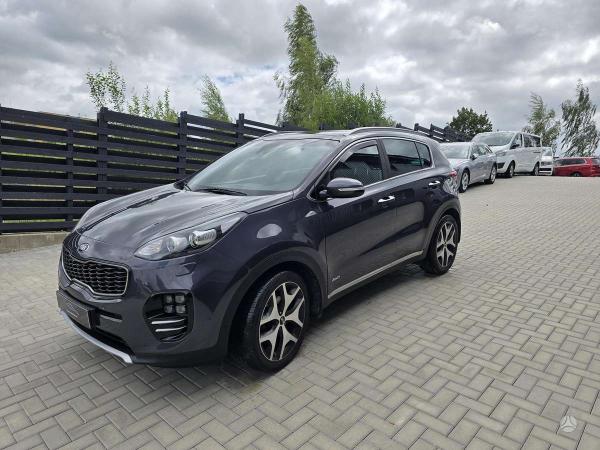 Brown Kia Sportage 2016 in Telschi, with an engine capacity of 2.00 L and mileage of 241 thousand km for 10999 €, photo 2 on AUTOMOTO.COM.LV