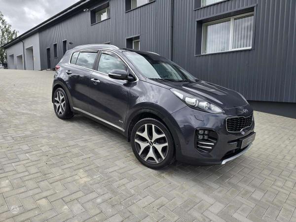 Brown Kia Sportage 2016 in Telschi, with an engine capacity of 2.00 L and mileage of 241 thousand km for 10999 €, photo 4 on AUTOMOTO.COM.LV