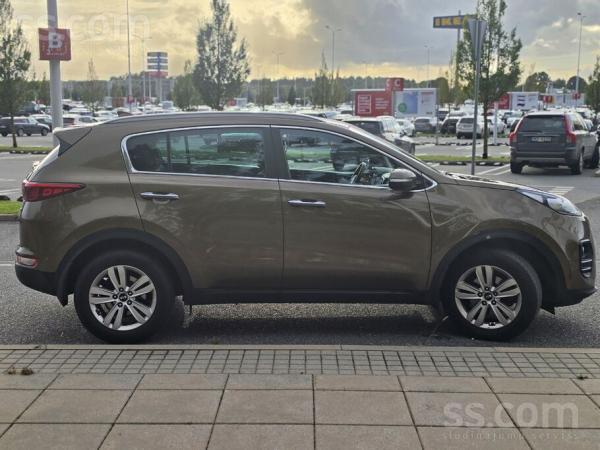 Kia Sportage 2016 Rīga vietnē Brūns Kia Sportage 2016 Rīga, ar dzinēja tilpumu 1.70 L un nobraukumu 138 tūkst. km par 9500 €, foto 7 vietnē AUTOMOTO.COM.LV
