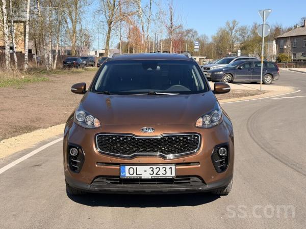 Коричневый Киа Sportage 2017 в Рига, объемом двигателя 2.00 л и пробегом 331 тыс. км за 8400 €, фото 1 на AUTOMOTO.COM.LV