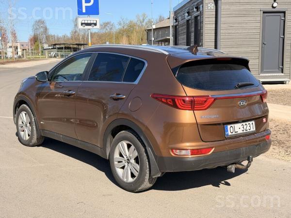 Коричневый Киа Sportage 2017 в Рига, объемом двигателя 2.00 л и пробегом 331 тыс. км за 8400 €, фото 6 на AUTOMOTO.COM.LV