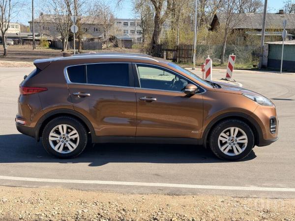 Brūns Kia Sportage 2017 Rīga, ar dzinēja tilpumu 2.00 L un nobraukumu 331 tūkst. km par 7900 €, foto 4 vietnē AUTOMOTO.COM.LV