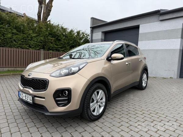 Brown Kia Sportage 2017 in Jurmala, with an engine capacity of 2.00 L and mileage of 158 thousand km for 12600 €, photo 1 on AUTOMOTO.COM.LV