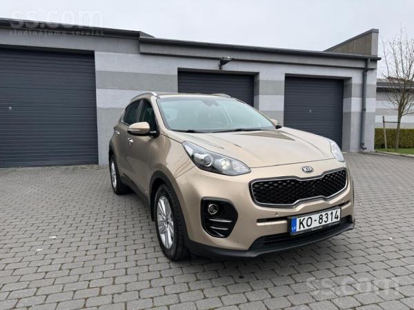 Brown Kia Sportage 2017 in Jurmala, with an engine capacity of 2.00 L and mileage of 158 thousand km for 12600 €, photo 2 on AUTOMOTO.COM.LV