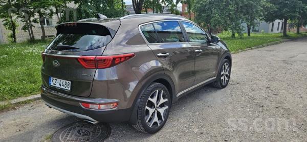 Brūns Kia Sportage 2017 Rēzekne, ar dzinēja tilpumu 1.60 L un nobraukumu 167 tūkst. km par 12000 €, foto 2 vietnē AUTOMOTO.COM.LV