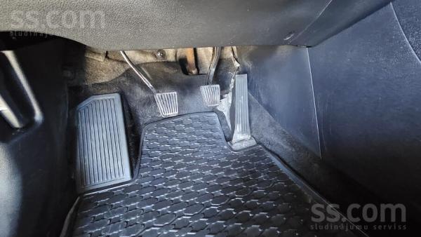 Brūns Kia Sportage 2017 Rīga, ar dzinēja tilpumu 1.70 L un nobraukumu 93 tūkst. km par 12500 €, foto 10 vietnē AUTOMOTO.COM.LV