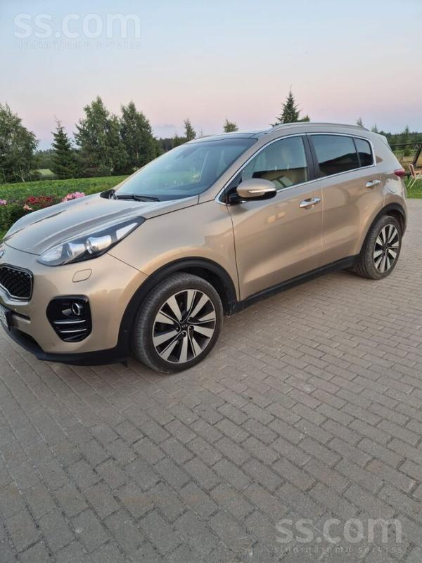Коричневый Киа Sportage 2017 в Рига, объемом двигателя 2.00 л и пробегом 183 тыс. км за 11000 €, фото 1 на AUTOMOTO.COM.LV