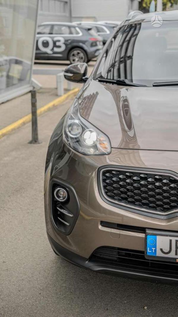 Киа Sportage 2017 в Клайпеда на AUTOMOTO.COM.LV Коричневый Киа Sportage 2017 в Клайпеда, объемом двигателя 1.59 л и пробегом 140 тыс. км за 9380 €, фото 5 на AUTOMOTO.COM.LV