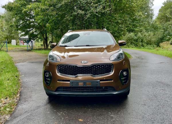 Киа Sportage 2017 в Клайпеда на AUTOMOTO.COM.LV Коричневый Киа Sportage 2017 в Клайпеда, объемом двигателя 1.69 л и пробегом 185 тыс. км за 11099 €, фото 4 на AUTOMOTO.COM.LV