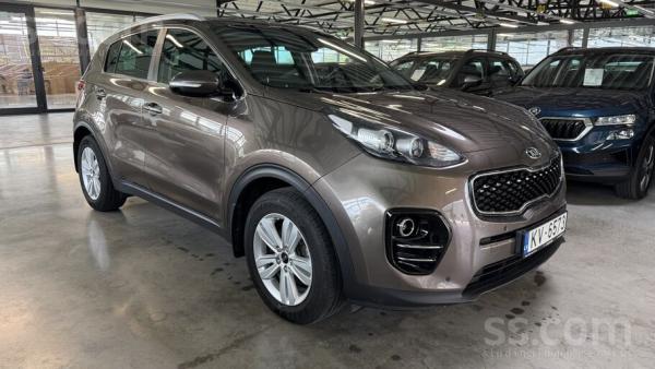 Kia Sportage 2017 in Riga on AUTOMOTO.COM.LV Brown Kia Sportage 2017 in Riga, with an engine capacity of 1.70 L and mileage of 149 thousand km for 9900 €, photo 8 on AUTOMOTO.COM.LV