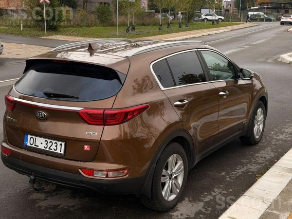 Brown Kia Sportage 2017 in Riga, with an engine capacity of 2.00 L and mileage of 349 thousand km for 8900 €, photo 9 on AUTOMOTO.COM.LV