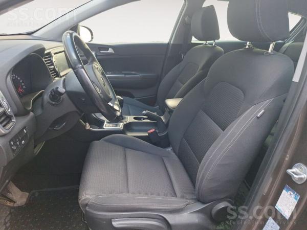 Brūns Kia Sportage 2017 Rīga, ar dzinēja tilpumu 1.60 L un nobraukumu 57 tūkst. km par 11700 €, foto 11 vietnē AUTOMOTO.COM.LV