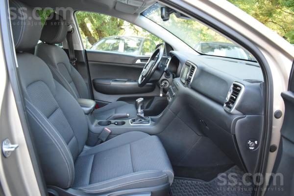 Brūns Kia Sportage 2018 Kuldīga, ar dzinēja tilpumu 1.70 L un nobraukumu 0 tūkst. km par 12490 €, foto 6 vietnē AUTOMOTO.COM.LV