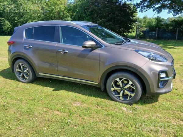 Коричневый Киа Sportage 2019 в Добеле, объемом двигателя 1.60 л и пробегом 179 тыс. км за 11000 €, фото 1 на AUTOMOTO.COM.LV