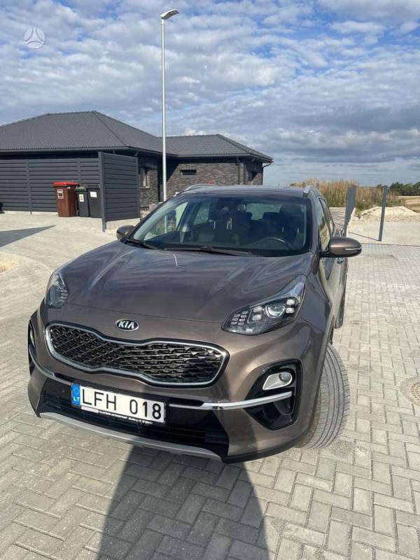 Коричневый Киа Sportage 2019 в Клайпеда, объемом двигателя 1.59 л и пробегом 56 тыс. км за 18200 €, фото 2 на AUTOMOTO.COM.LV