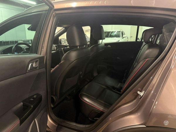Коричневый Киа Sportage 2019 в Вильнюс, объемом двигателя 1.60 л и пробегом 101 тыс. км за 16000 €, фото 9 на AUTOMOTO.COM.LV