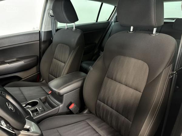 Brown Kia Sportage 2020 in Vilnius, with an engine capacity of 1.60 L and mileage of 155 thousand km for 16000 €, photo 10 on AUTOMOTO.COM.LV