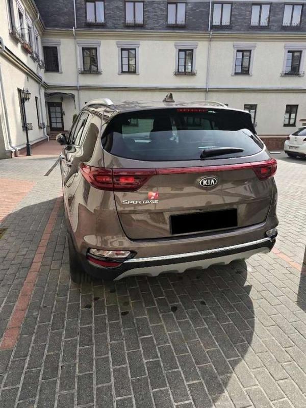 Коричневый Киа Sportage 2020 в Вильнюс, объемом двигателя 1.59 л и пробегом 40 тыс. км за 17000 €, фото 4 на AUTOMOTO.COM.LV