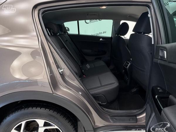 Brūns Kia Sportage 2021 Avižieniai, ar dzinēja tilpumu 1.60 L un nobraukumu 84 tūkst. km par 19900 €, foto 9 vietnē AUTOMOTO.COM.LV