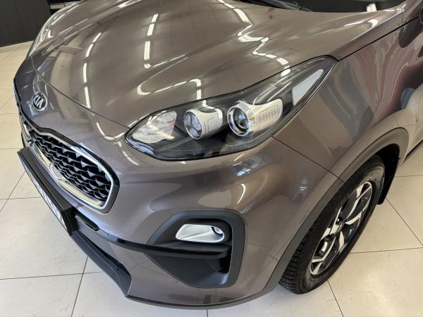 Коричневый Киа Sportage 2021 в Рига, объемом двигателя 1.60 л и пробегом 36 тыс. км за 16500 €, фото 7 на AUTOMOTO.COM.LV