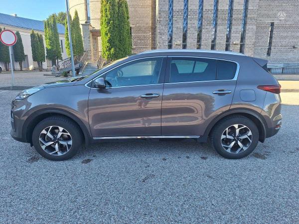 Brūns Kia Sportage 2021 Alīta, ar dzinēja tilpumu 1.59 L un nobraukumu 73 tūkst. km par 19900 €, foto 9 vietnē AUTOMOTO.COM.LV