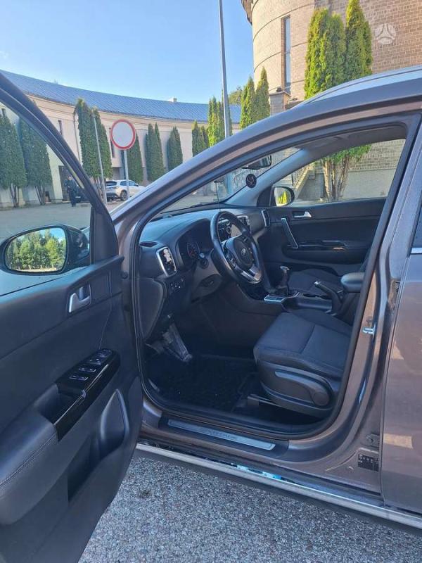Brūns Kia Sportage 2021 Alīta, ar dzinēja tilpumu 1.59 L un nobraukumu 73 tūkst. km par 19900 €, foto 10 vietnē AUTOMOTO.COM.LV