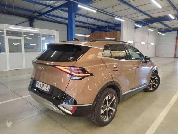 Коричневый Киа Sportage 2022 в Вильнюс, объемом двигателя 1.60 л и пробегом 88 тыс. км за 23990 €, фото 3 на AUTOMOTO.COM.LV