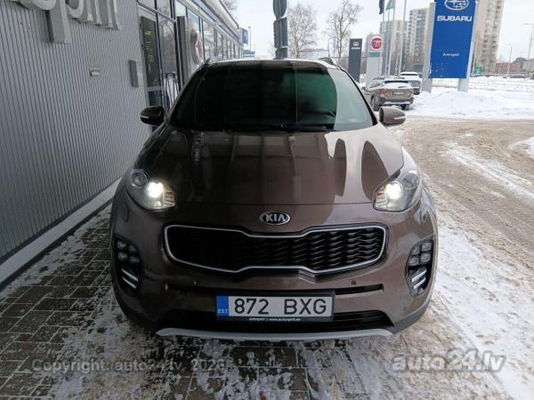 Brown Kia Sportage 2018 in Tallinn, with an engine capacity of 2.00 L and mileage of 109 thousand km for 16490 €, photo 5 on AUTOMOTO.COM.LV