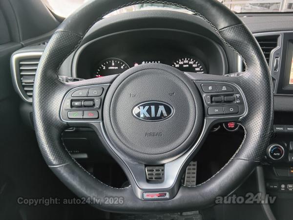 Brown Kia Sportage 2018 in Tallinn, with an engine capacity of 2.00 L and mileage of 109 thousand km for 16490 €, photo 10 on AUTOMOTO.COM.LV