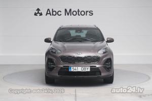 Brown Kia Sportage 2019 in Tallinn, with an engine capacity of 2.00 L and mileage of 164 thousand km for 16890 €, photo 1 on AUTOMOTO.COM.LV