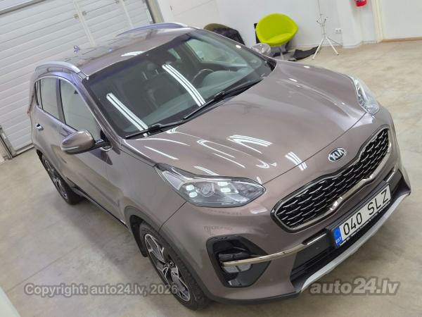 Brown Kia Sportage 2021 in Haapsalu, with an engine capacity of 1.60 L and mileage of 149 thousand km for 17900 €, photo 5 on AUTOMOTO.COM.LV