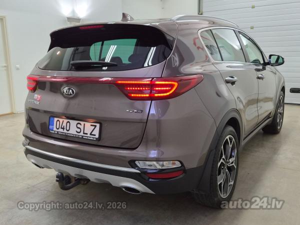Brown Kia Sportage 2021 in Haapsalu, with an engine capacity of 1.60 L and mileage of 149 thousand km for 17900 €, photo 8 on AUTOMOTO.COM.LV