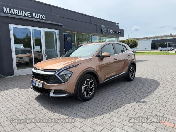 Brown Kia Sportage 2022 in Johvi, with an engine capacity of 1.60 L and mileage of 28 thousand km for 17900 €, photo 2 on AUTOMOTO.COM.LV