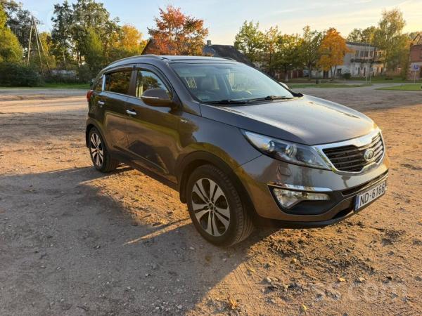 Коричневый Киа Sportage 2010 в Балви, объемом двигателя 2.00 л и пробегом 289 тыс. км за 8800 €, фото 4 на AUTOMOTO.COM.LV