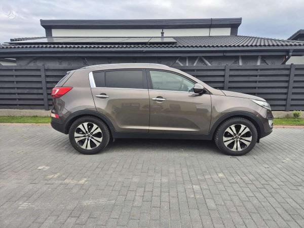 Коричневый Киа Sportage 2011 в Клайпеда, объемом двигателя 1.69 л и пробегом 325 тыс. км за 6000 €, фото 3 на AUTOMOTO.COM.LV