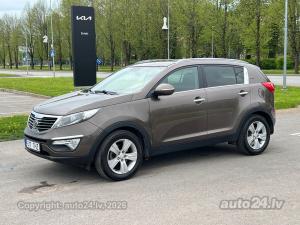 Коричневый Киа Sportage 2010 в Нарва, объемом двигателя 2.00 л и пробегом 228 тыс. км за 4999 €, фото  на AUTOMOTO.COM.LV
