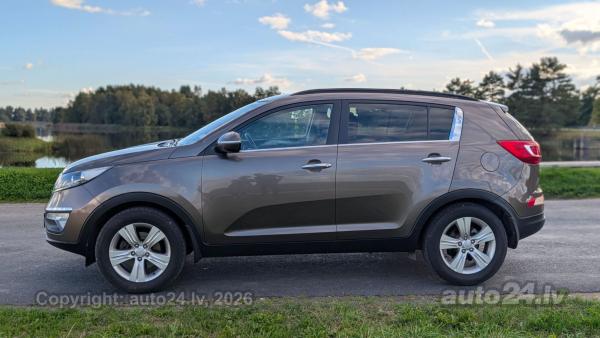 Коричневый Киа Sportage 2011 в Тарту, объемом двигателя 1.60 л и пробегом 215 тыс. км за 5900 €, фото 4 на AUTOMOTO.COM.LV