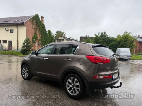 Коричневый Киа Sportage 2015 в Тарту, объемом двигателя 2.00 л и пробегом 182 тыс. км за 6900 €, фото 5 на AUTOMOTO.COM.LV