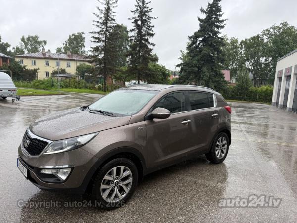 Коричневый Киа Sportage 2015 в Тарту, объемом двигателя 2.00 л и пробегом 182 тыс. км за 6900 €, фото 7 на AUTOMOTO.COM.LV