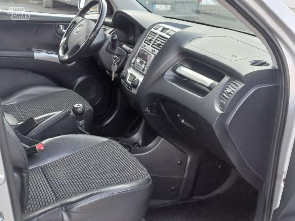 Kia Sportage 2006 Kauņa, ar dzinēja tilpumu 2.00 L un nobraukumu 263 tūkst. km par 2150 €, foto 10 vietnē AUTOMOTO.COM.LV