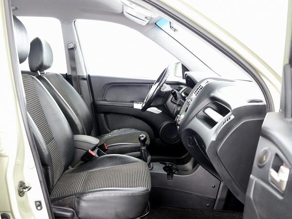 Kia Sportage 2006 Tallina, ar dzinēja tilpumu 2.00 L un nobraukumu 227 tūkst. km par 1699 €, foto 7 vietnē AUTOMOTO.COM.LV