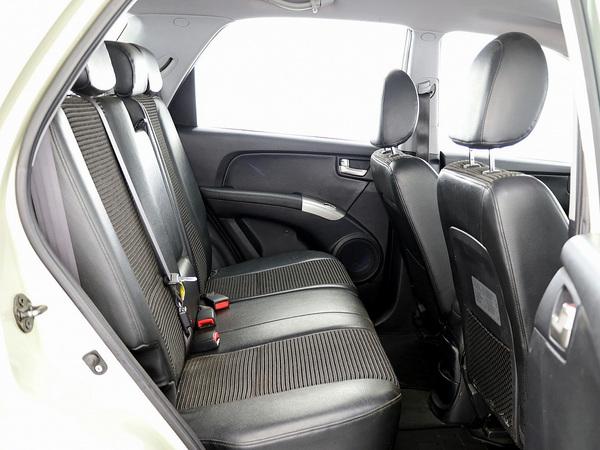 Kia Sportage 2006 Tallina, ar dzinēja tilpumu 2.00 L un nobraukumu 227 tūkst. km par 1699 €, foto 8 vietnē AUTOMOTO.COM.LV