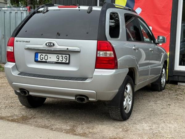 Киа Sportage 2007 в Рига, объемом двигателя 2.00 л и пробегом 304 тыс. км за 2700 €, фото 4 на AUTOMOTO.COM.LV